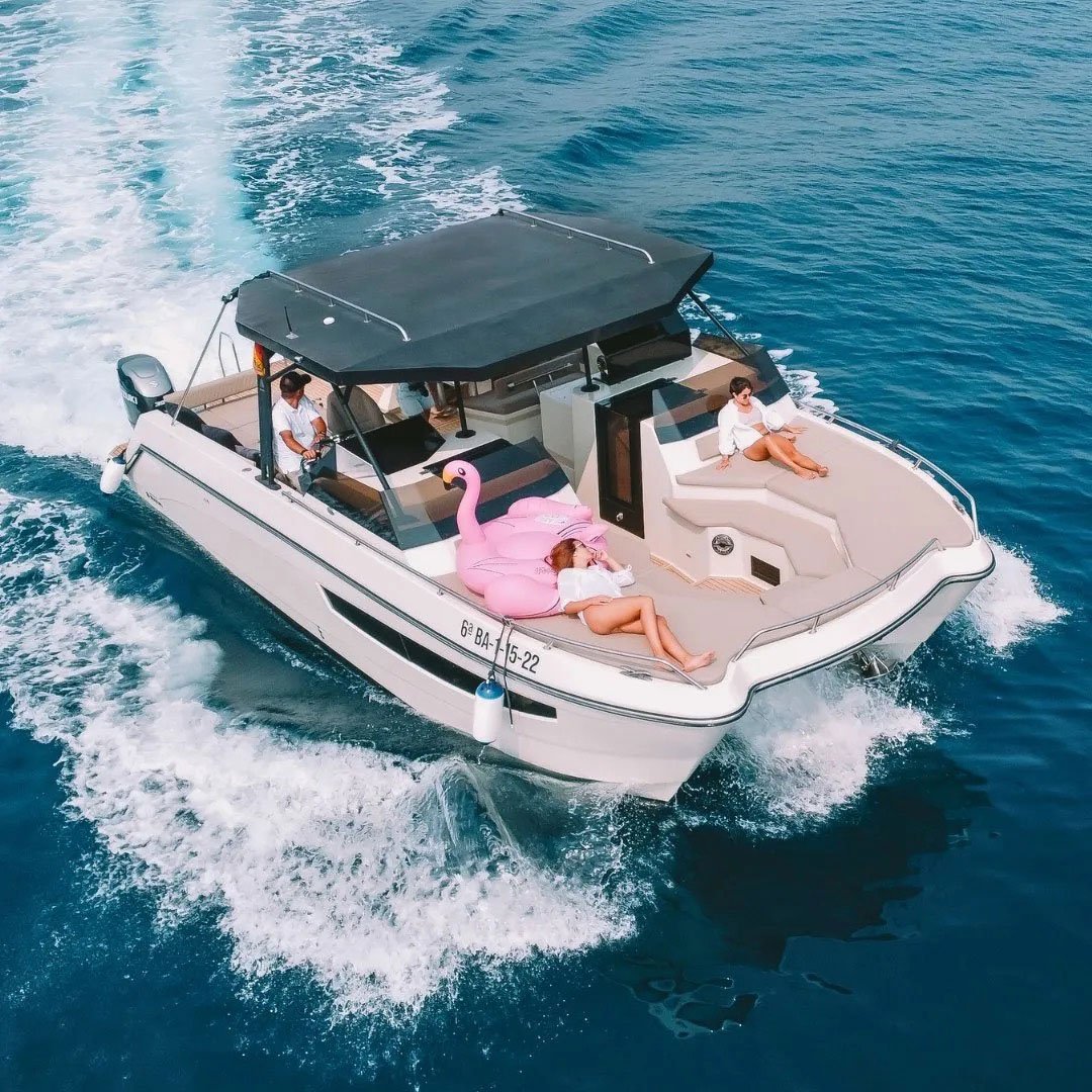 Catamaran Alexa - Oceans Concierge